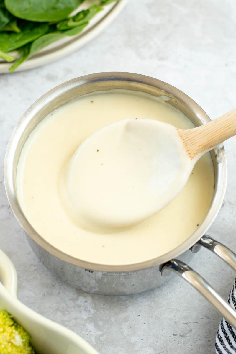 Comment faire une béchamel sans beurre - On Fait Comment